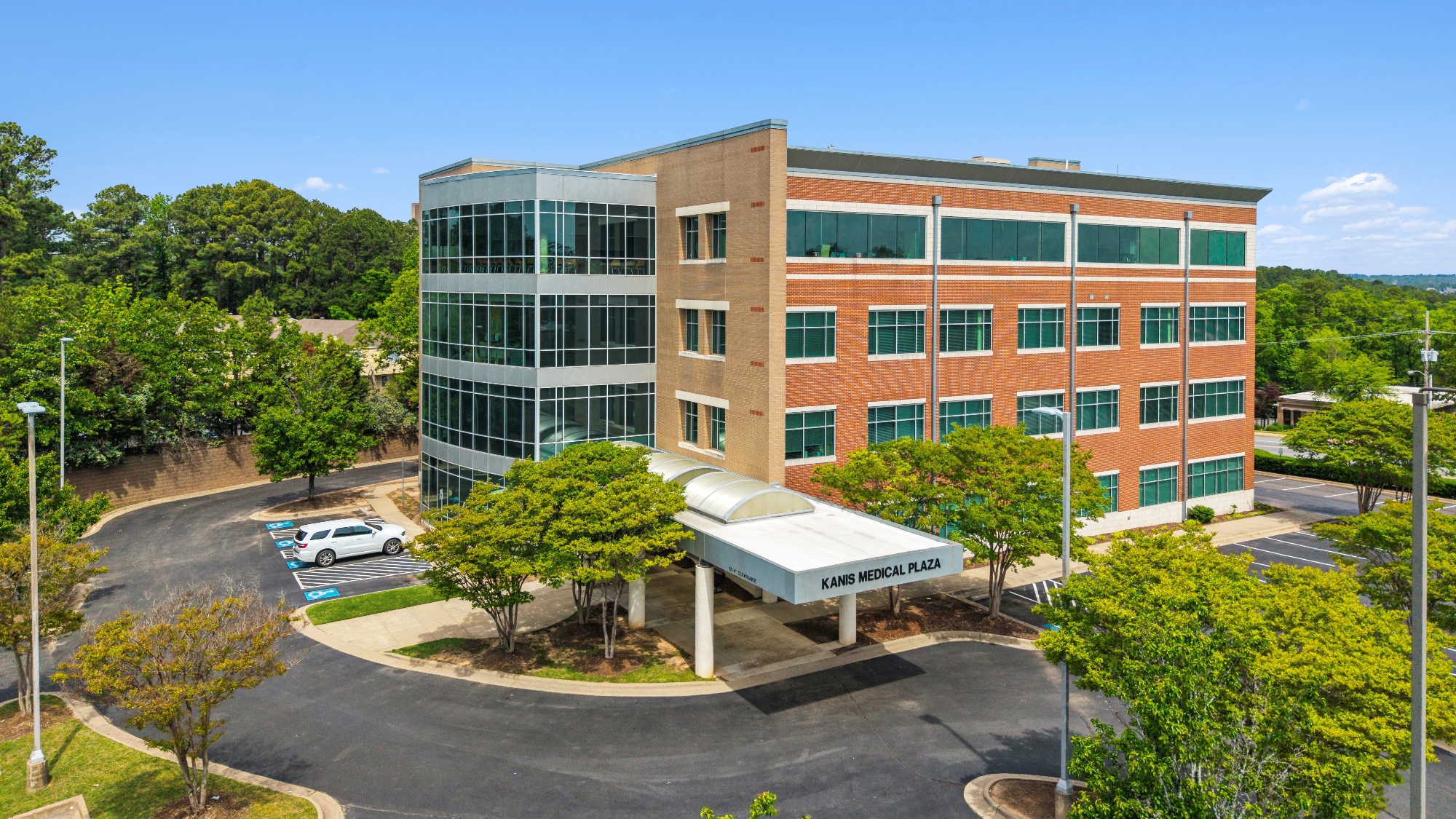 News Release: CBRE Advises Sale of Hospital-Adjacent Kanis Medical ...